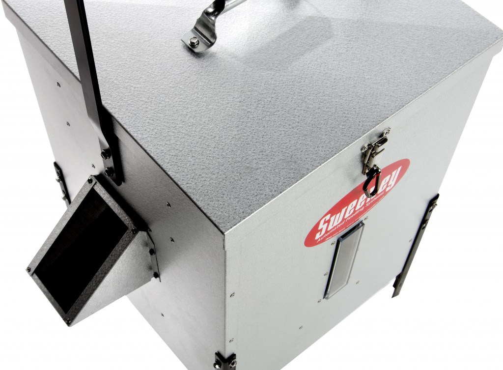 Scatter Feeder - 100 lb. Capacity | Sweeney Feeders