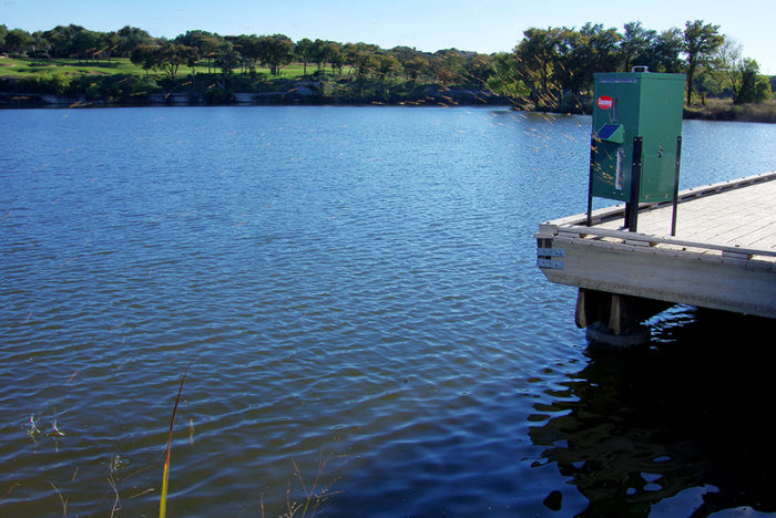 How to Use Fish Feeders to Catch Big Fish This Summer | Sweeney Feeders